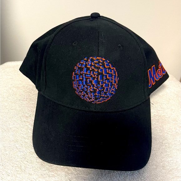 Mets | Accessories | Artist Series Sarah Sze Baseball Hat | Poshmark